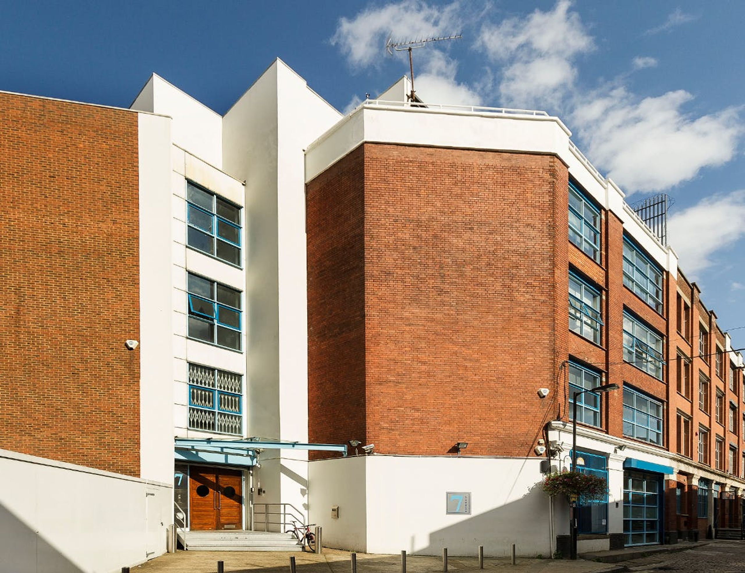 To Let: 7 Holyrood Street, London, SE1 2EL | PropList