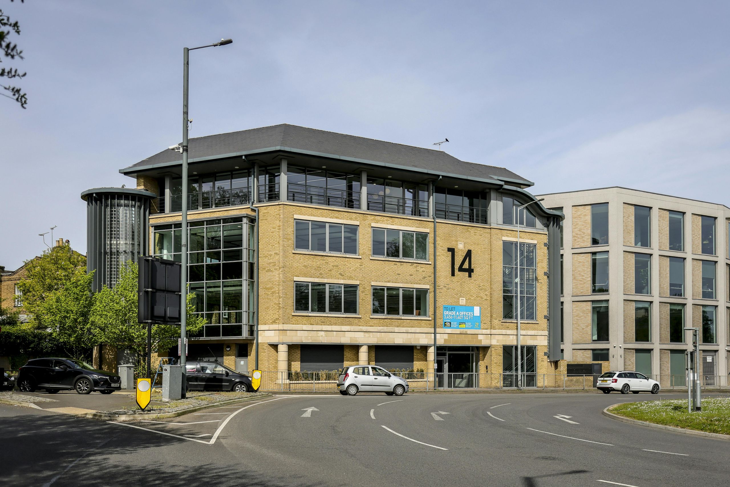 To Let: 14 Castle Hill, 14 Castle Hill, Maidenhead, SL6 4JJ | PropList