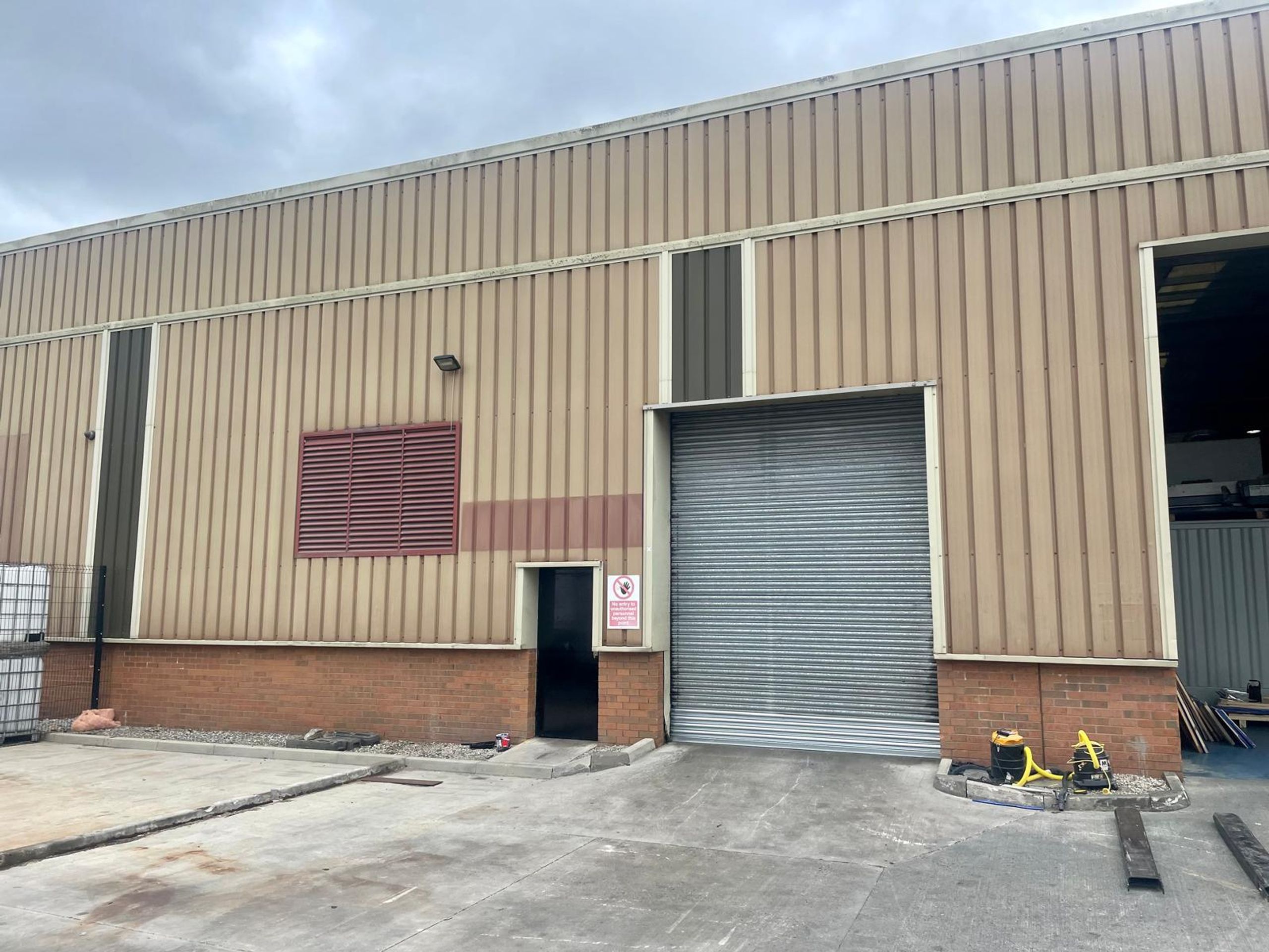 To Let: UNIT G4 BARTON HALL INDUSTRIAL ESTATE, ECCLES, GREATER ...
