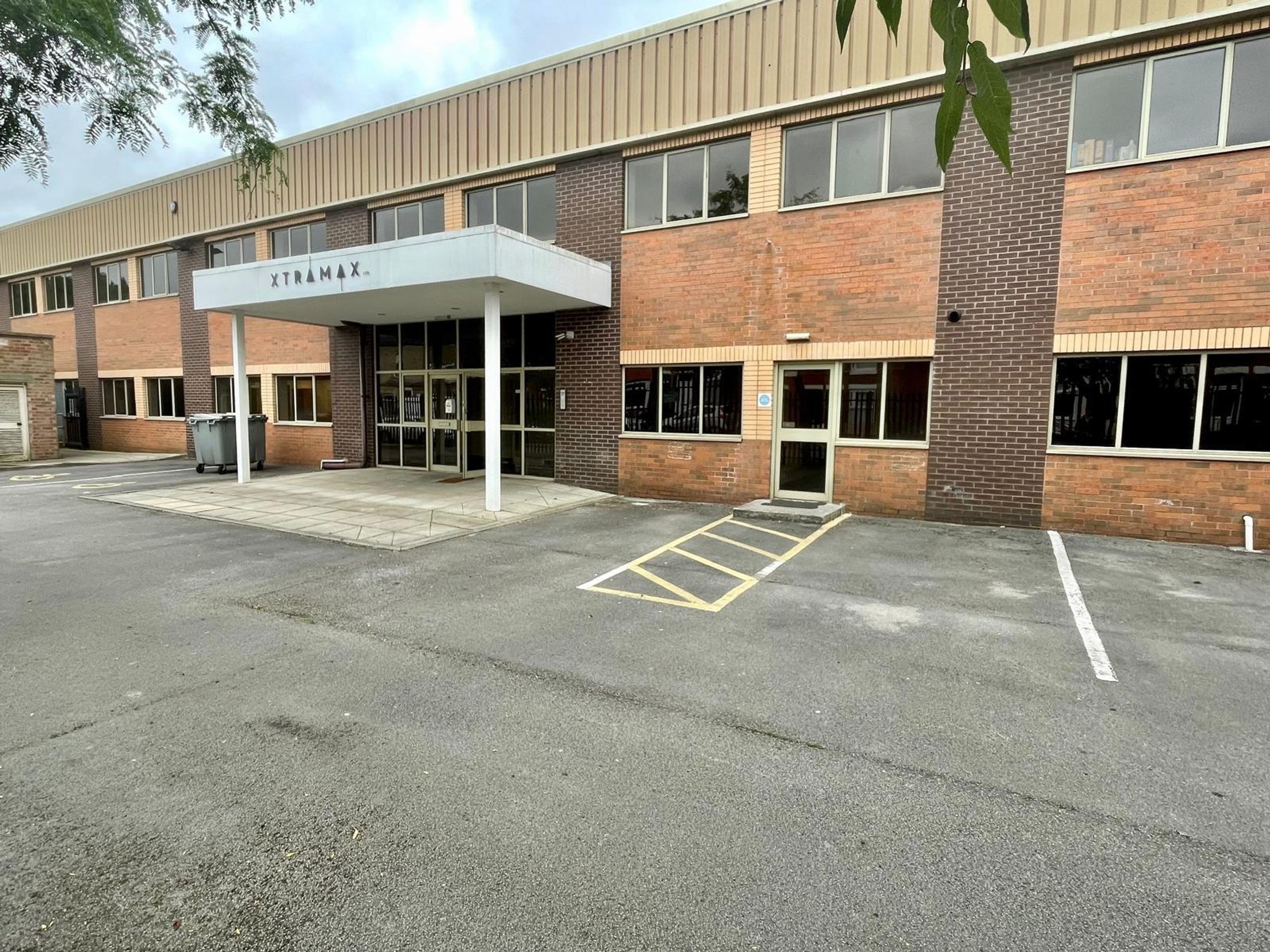 To Let: UNIT G7 BARTON HALL INDUSTRIAL ESTATE, ECCLES, GREATER ...