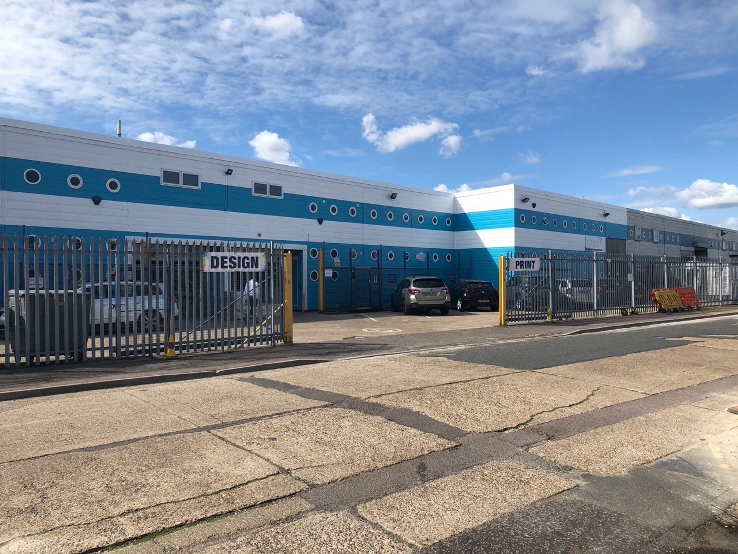 For Sale: 3-5 Dexter Business Centre, Sandpit Road, Dartford, Kent, DA1 ...