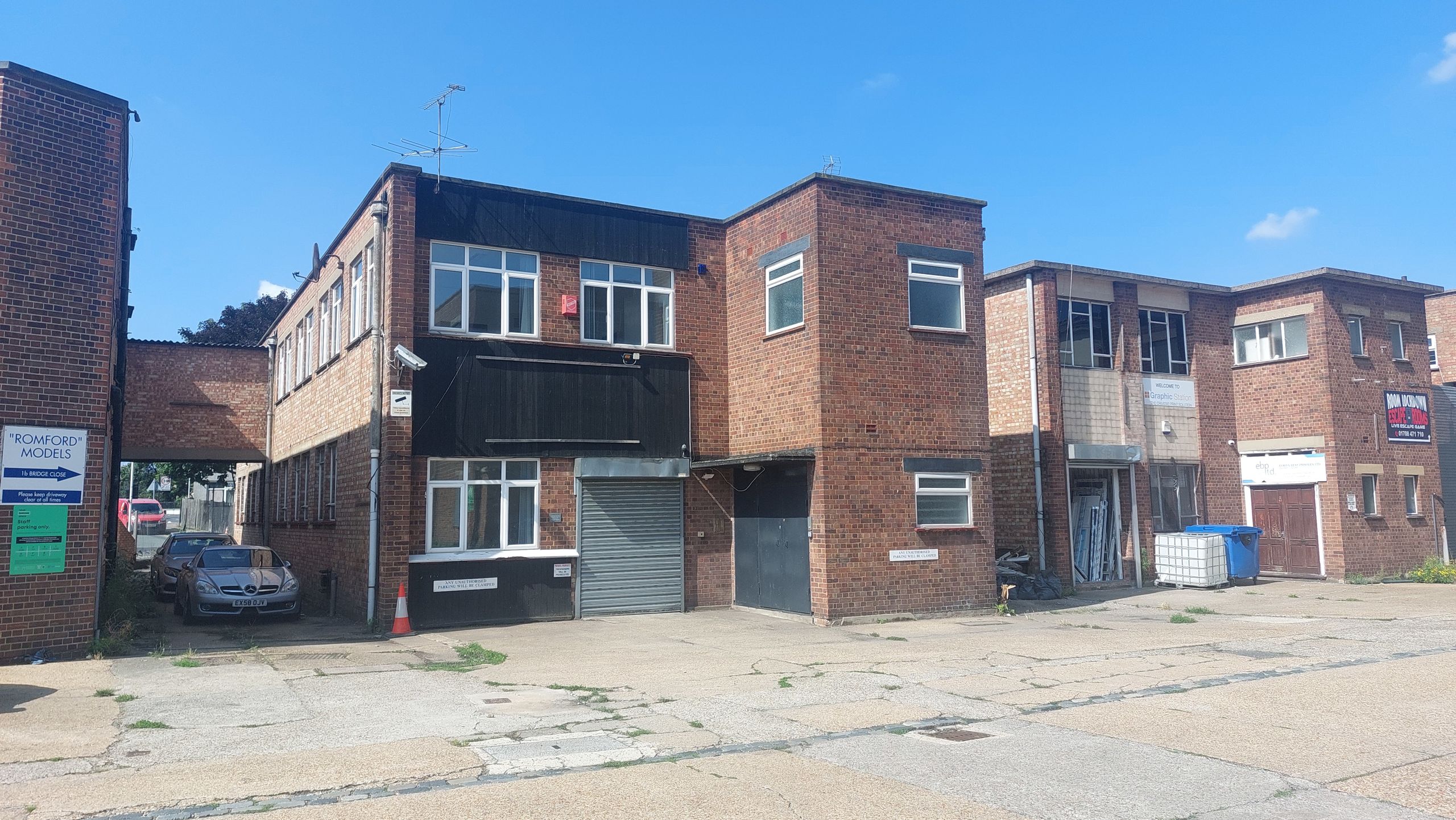 To Let: 1, Bridge Close, Romford, RM7 0AU | PropList
