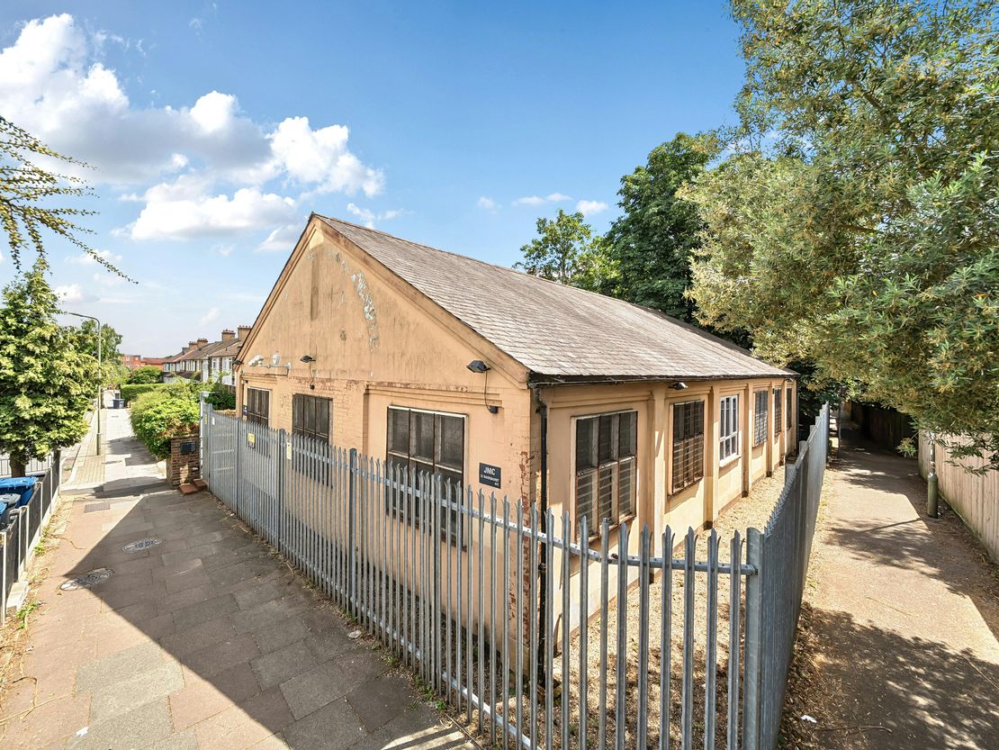For Sale: 23 Ravenshurst Avenue, Hendon, NW4 4EE | PropList