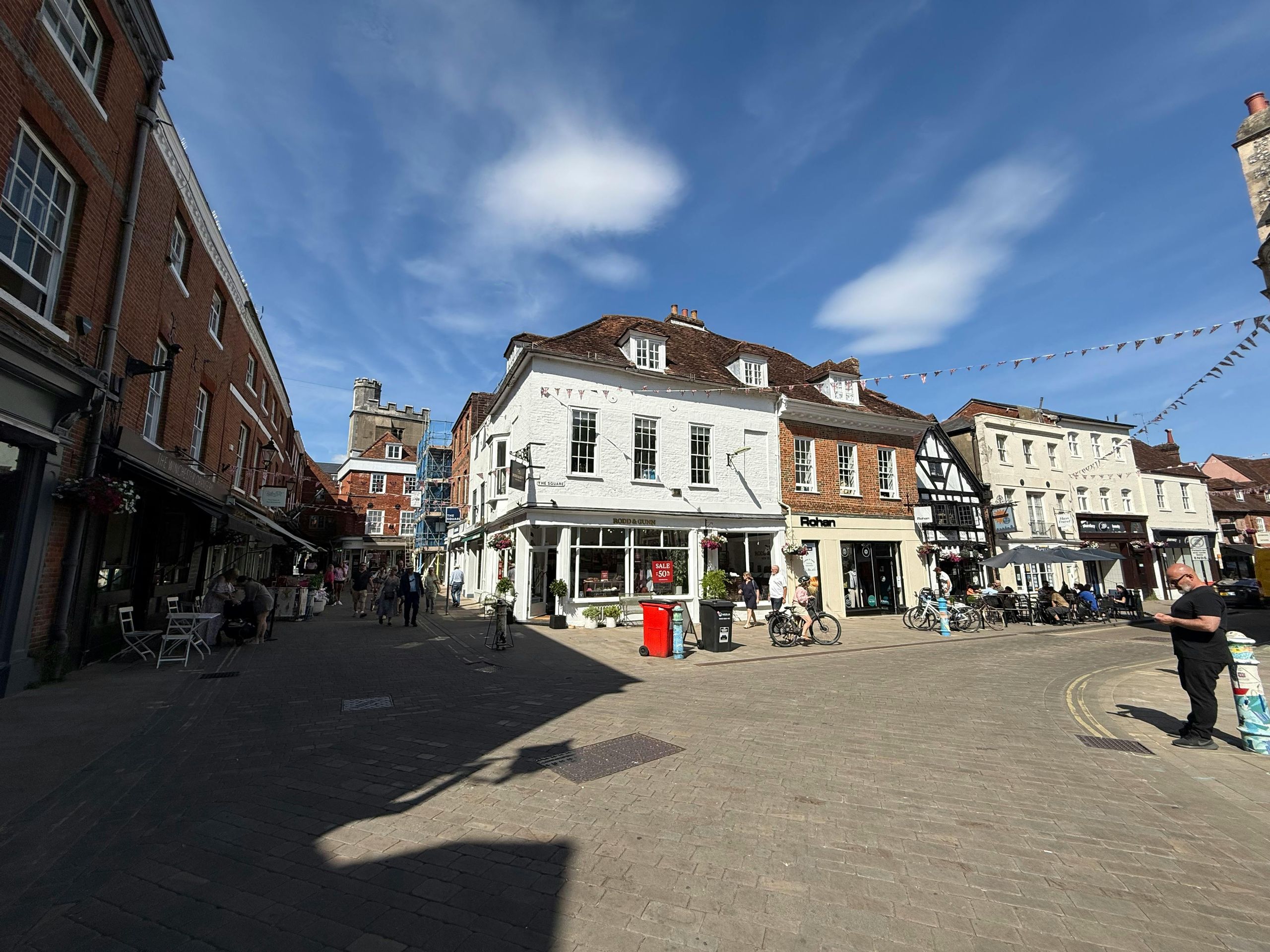 To Let: 24 The Square, Winchester, SO23 9EX | PropList