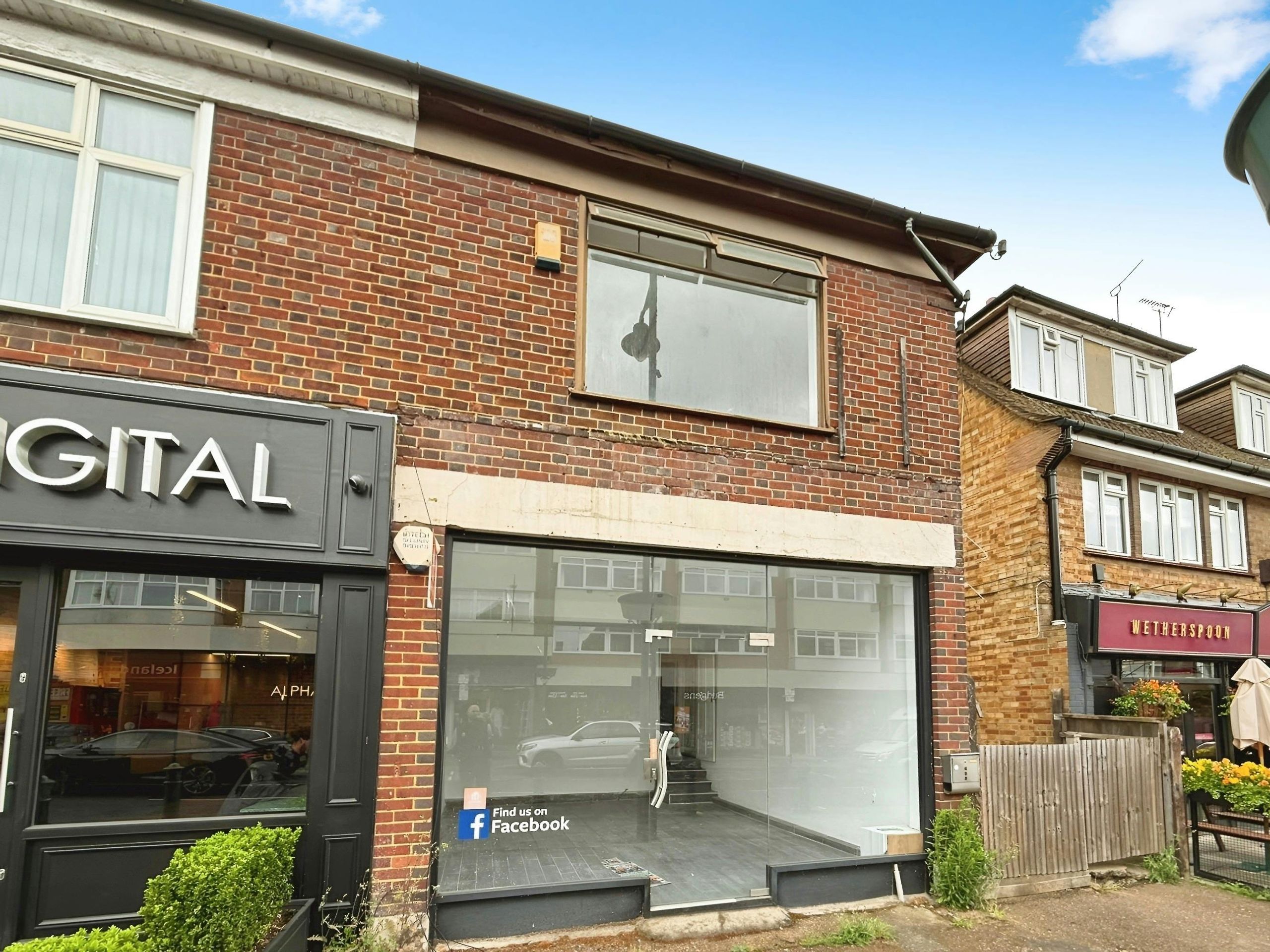 For Sale: 140 High Street, Rayleigh, SS6 7BU | PropList
