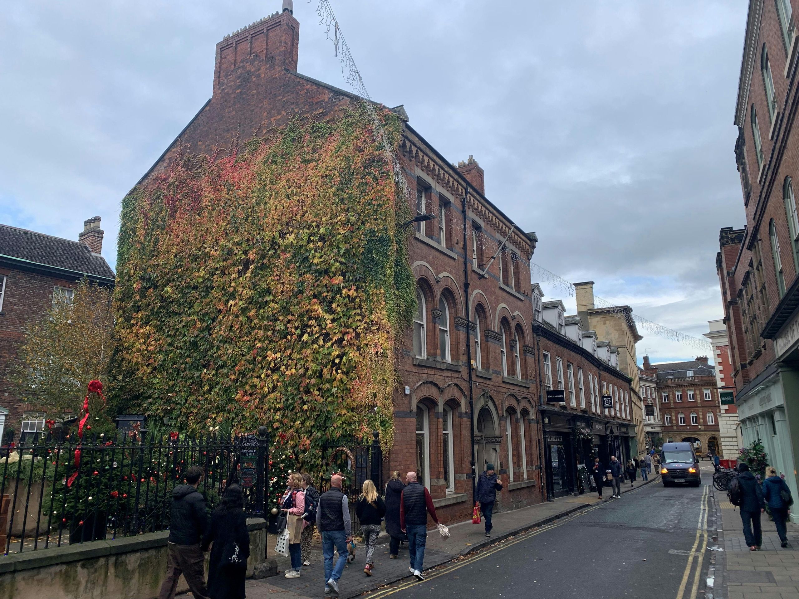 To Let: Lendal House, 11 Lendal, York, YO1 8AQ | PropList
