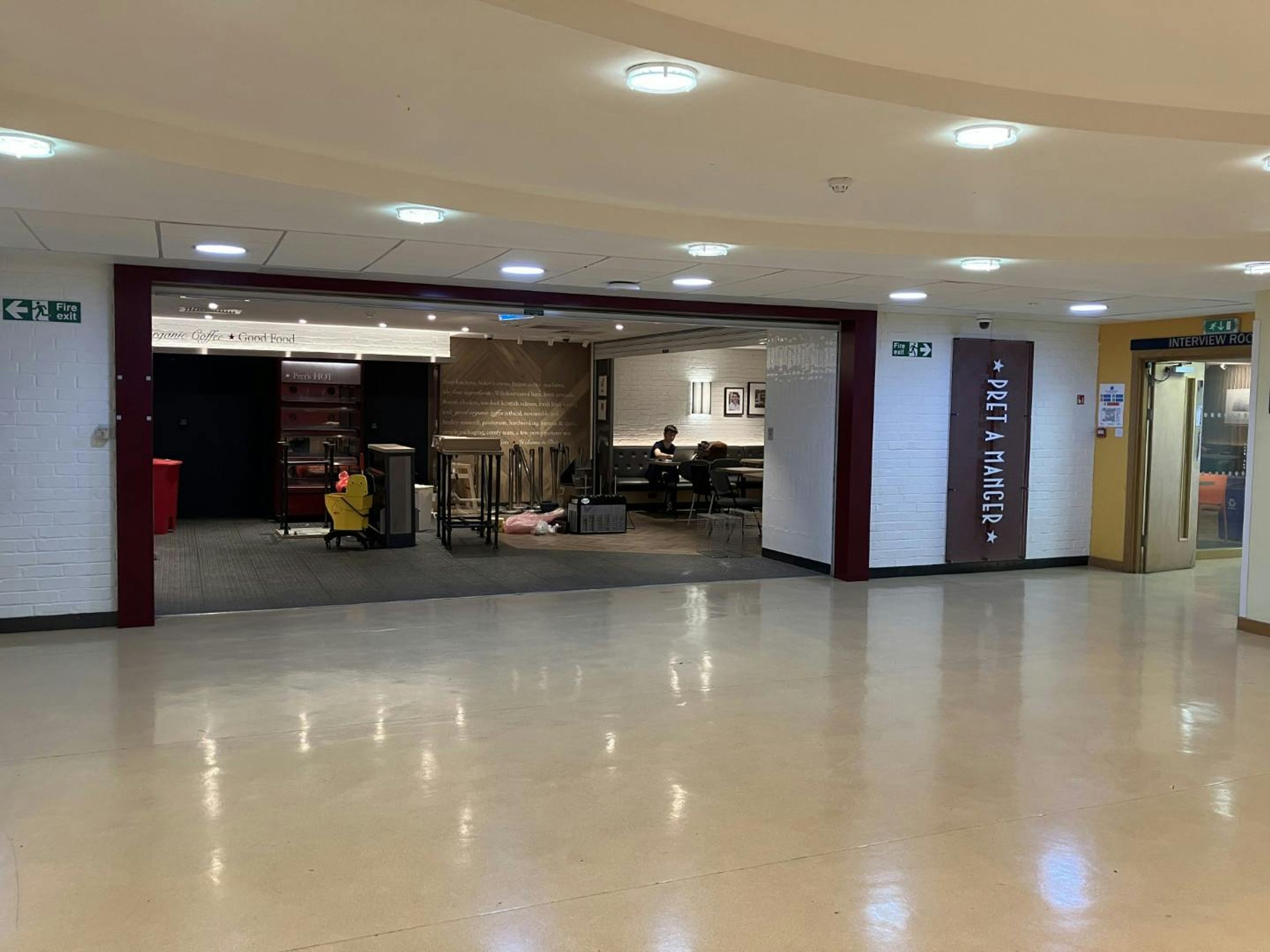 To Let: Hunter Wing, St George's Medical School, Tooting, SW17 0RE ...