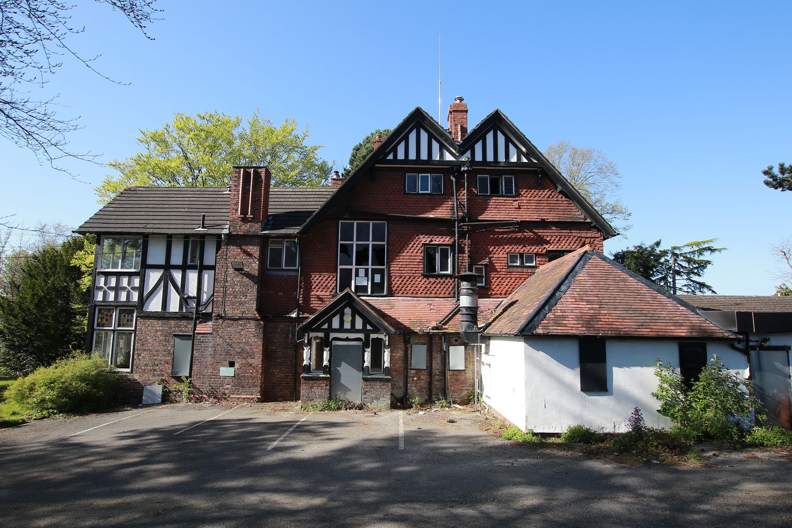 For Sale: Former Riverhill Hotel And Restaurant, 19 Talbot Road ...