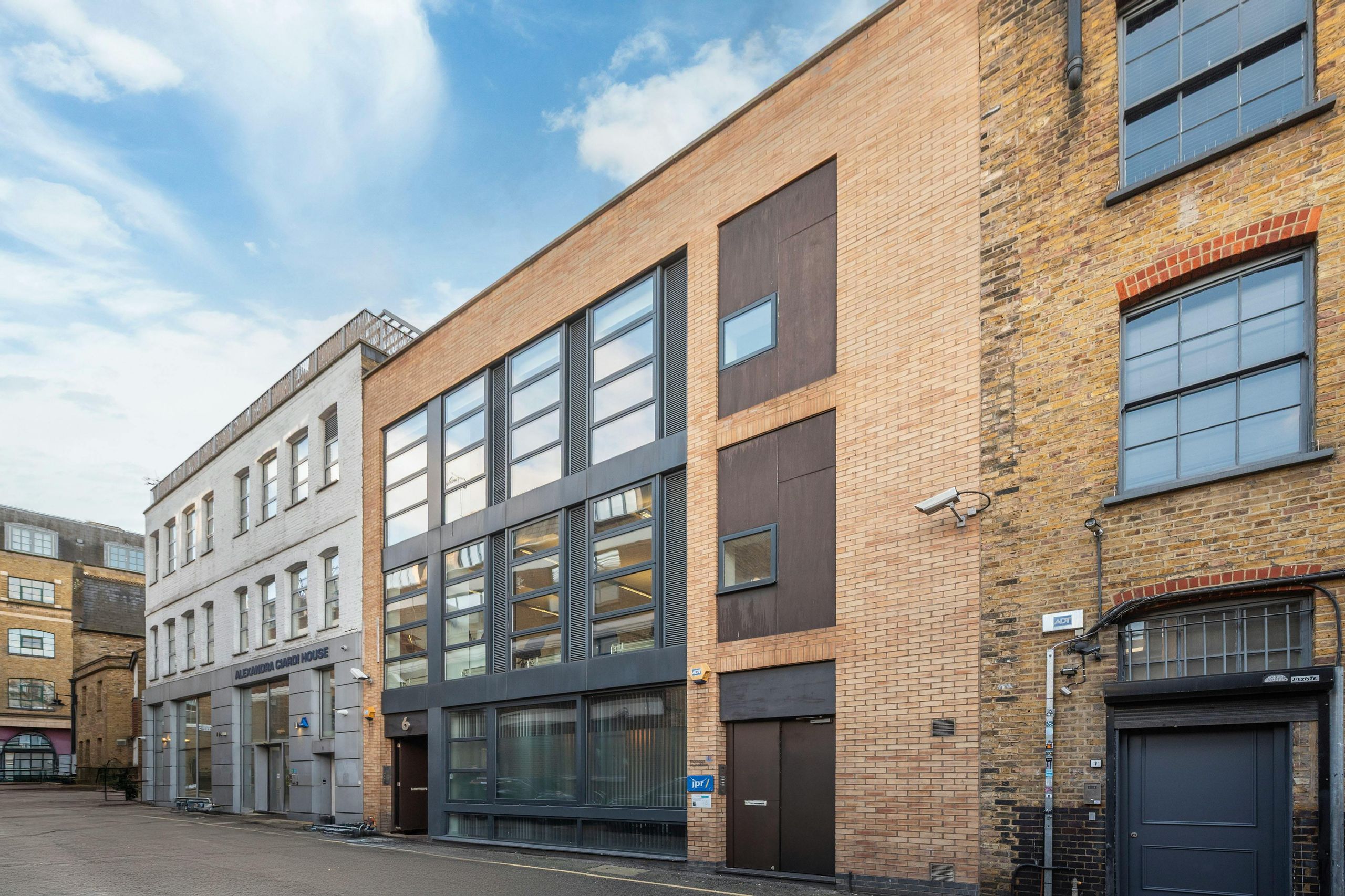 To Let: 6 Greenland Place, London, NW1 0AP | PropList
