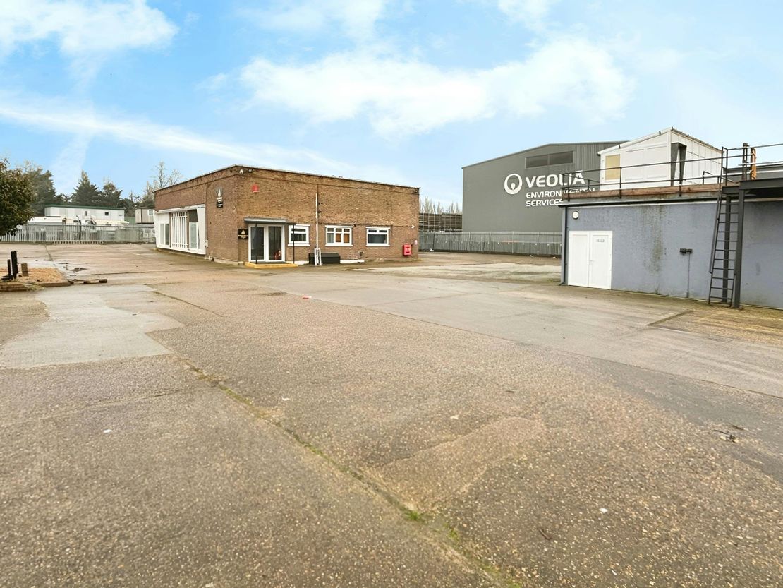 For Sale: Archersfield, Burnt Mills, Basildon, SS13 1DN | PropList
