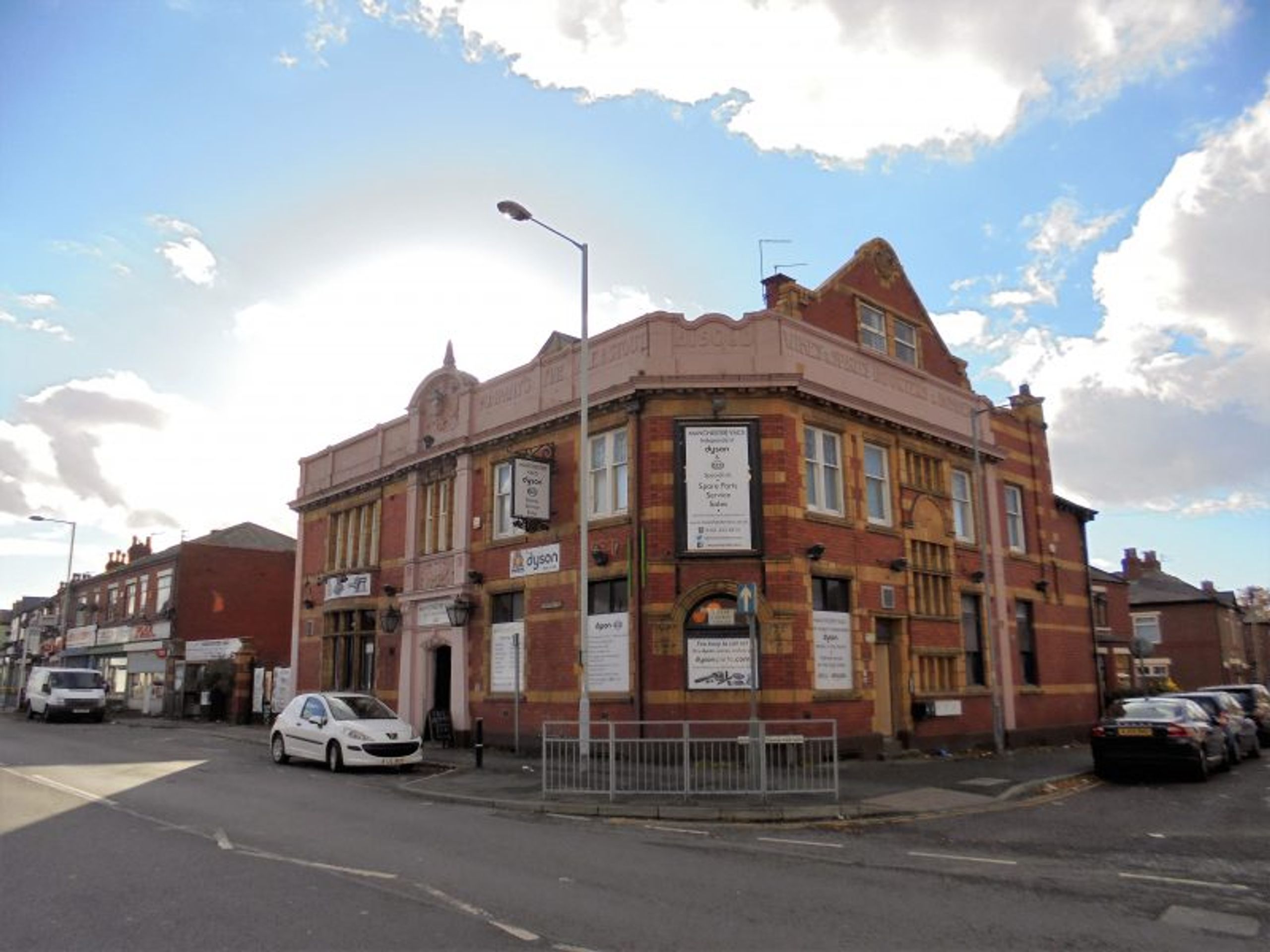 For Sale 605 Gorton Road Stockport Greater Manchester Sk5 6nx