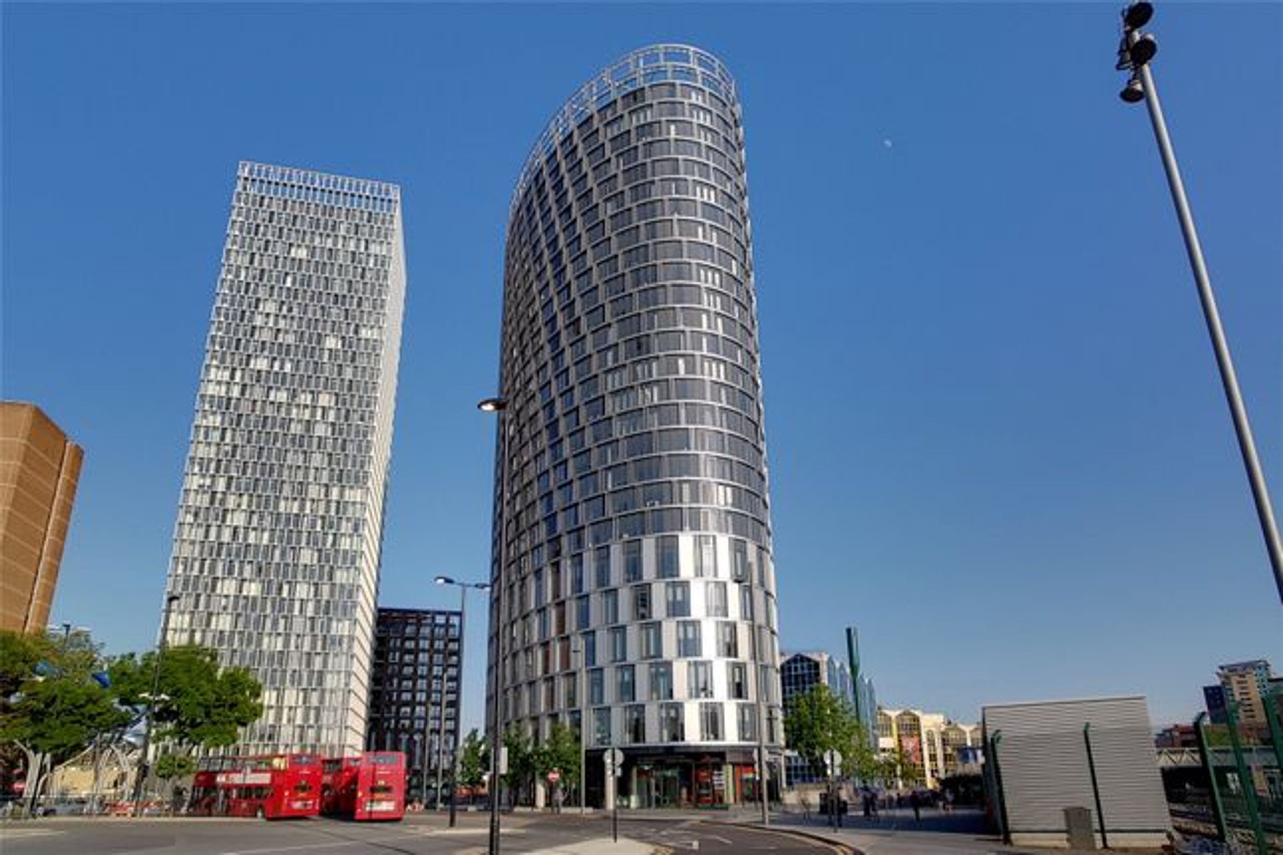 To Let: First Floor, Unex Tower, Station Street, Stratford, London, E15 ...