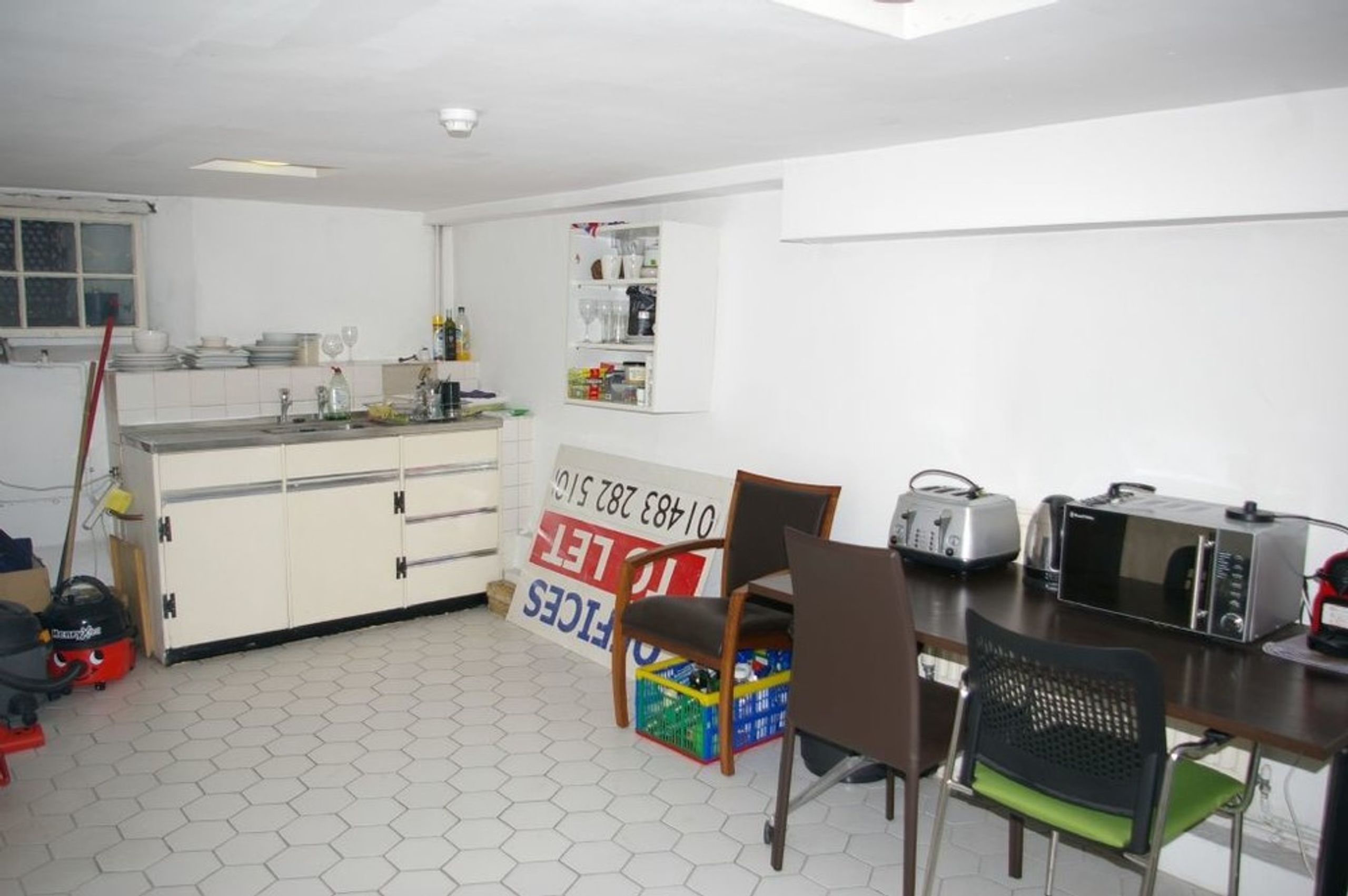 To Let: 19 Creek Rd, Molesey, East Molesey KT8 9BE, UK | PropList